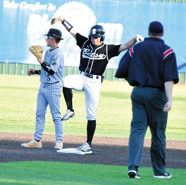 Cyclones claim District 1-3A title with win over Crockett ...