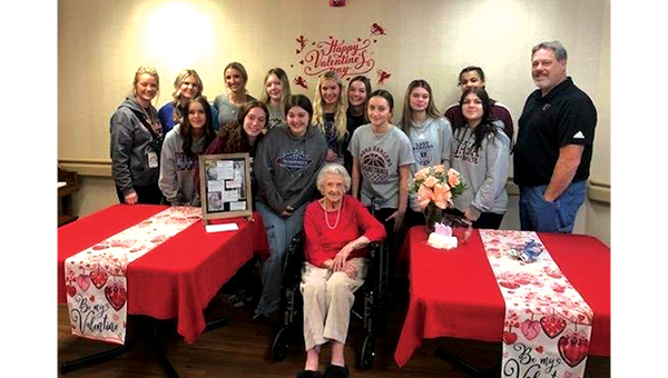 A visit to remember: Unaka Lady Rangers honor legend Eula Lee Donnelly ...