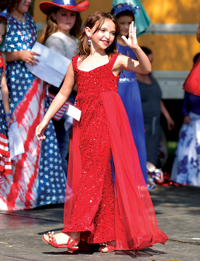 Beauties fill the stage in Little Miss Firecracker pageant ...