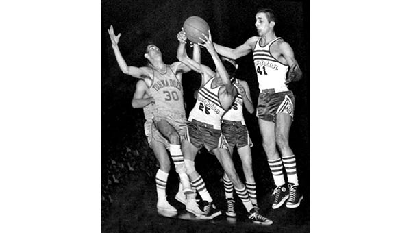 The first twin towers: Carl Roberson and Wesley Forbes | Elizabethton Star