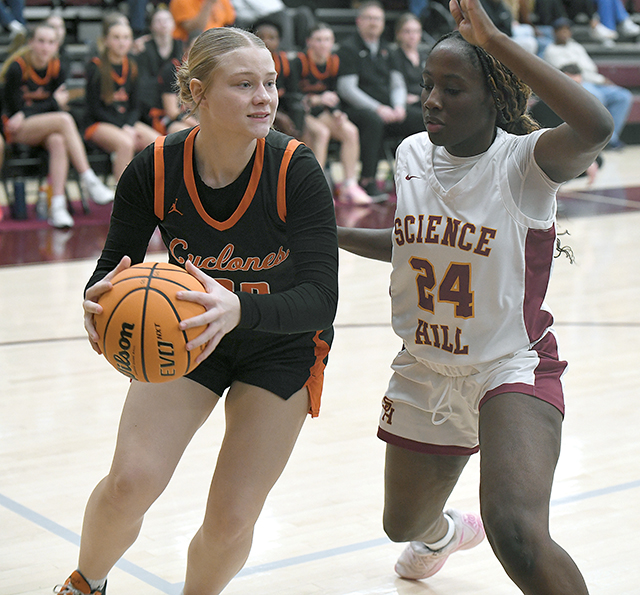 Cyclones put up valiant effort in 60-52 loss at Science Hill ...