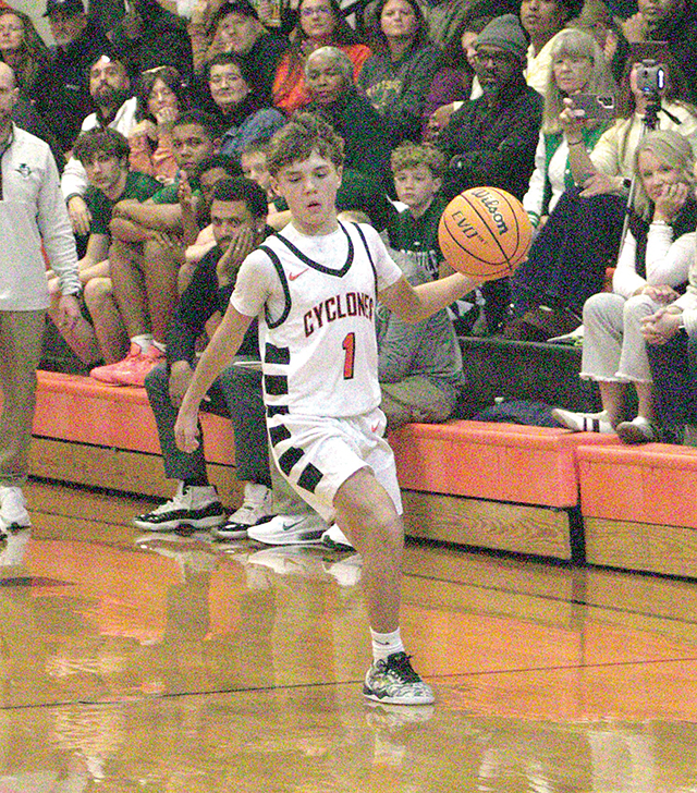 Jr. Cyclones drop defensive slugfest to Greeneville, 36-26 ...